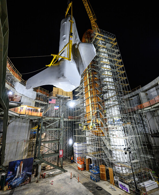 Pic of the Week: Space Shuttle Finds a New Home – Our Awesome Universe