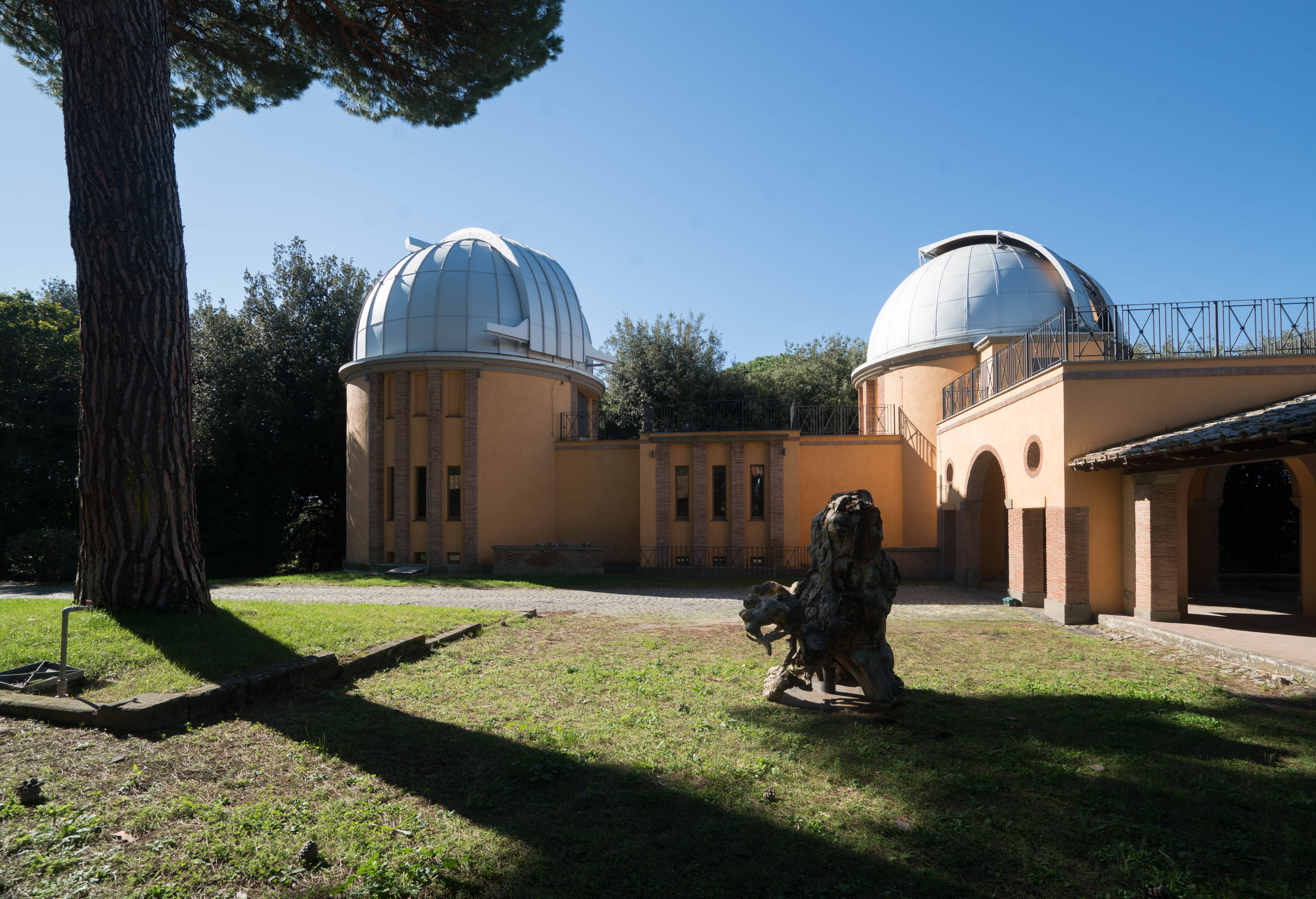 Summer Positions at the Vatican Observatory – Our Awesome Universe