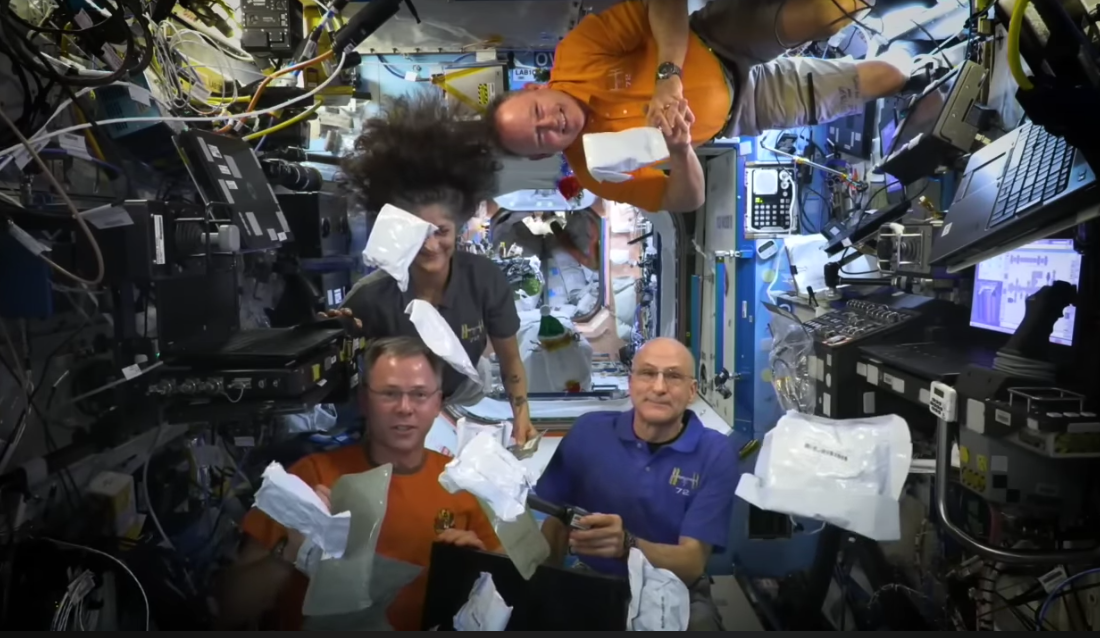 Pic of the Week: Thanksgiving on the ISS – Our Awesome Universe